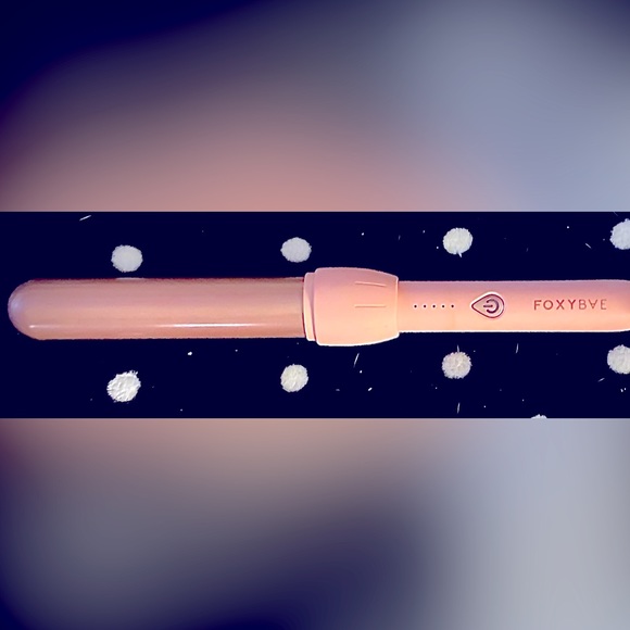 Foxy Bae | Accessories | Foxy Bae Baby Blush Curling Wand | Poshmark